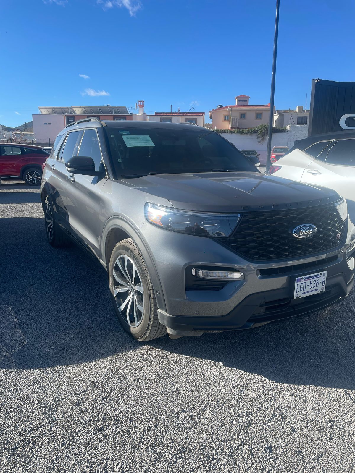 FORD EXPLORER - Autos CR3