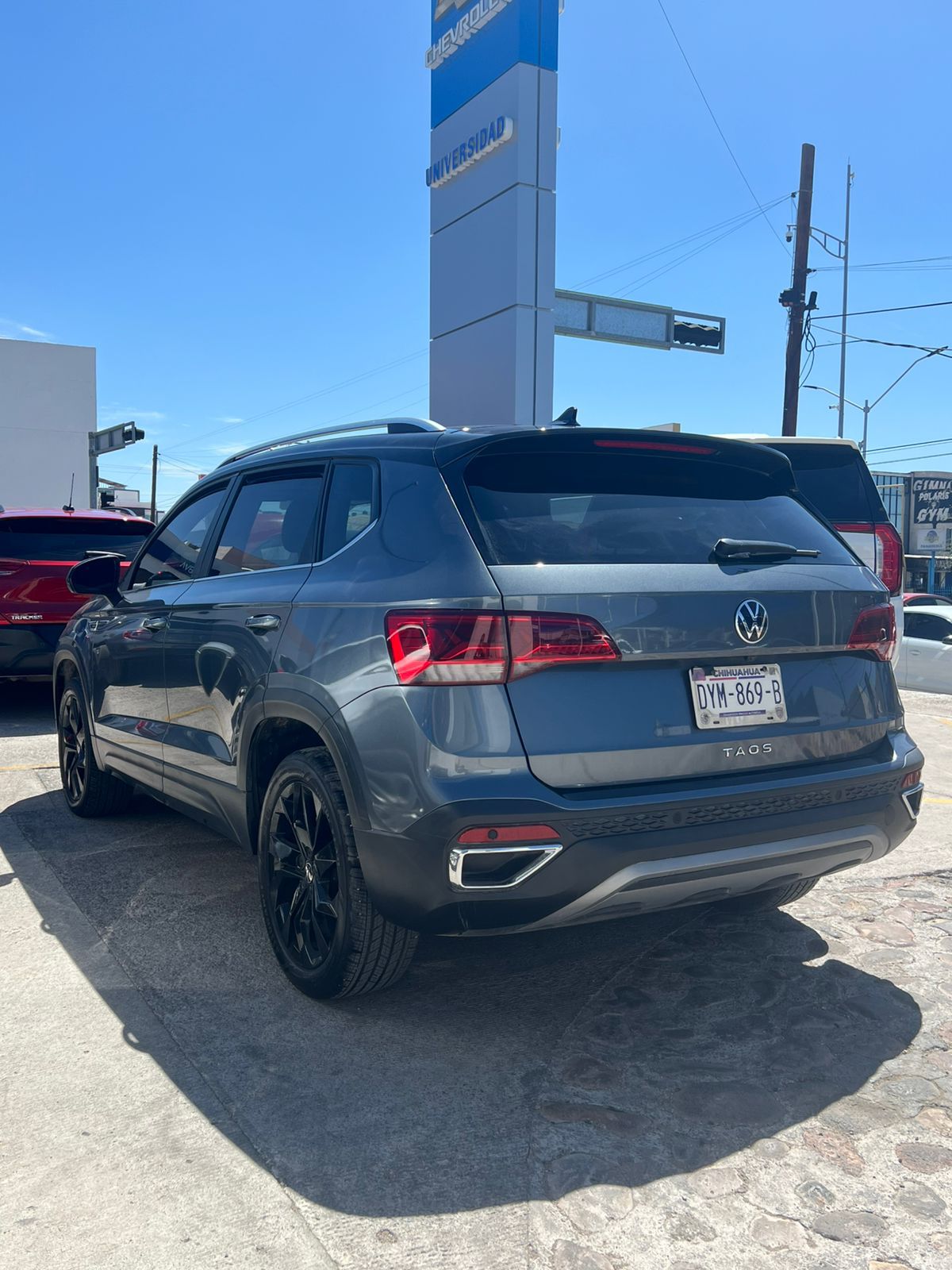 VOLKSWAGEN TAOS - Autos CR3