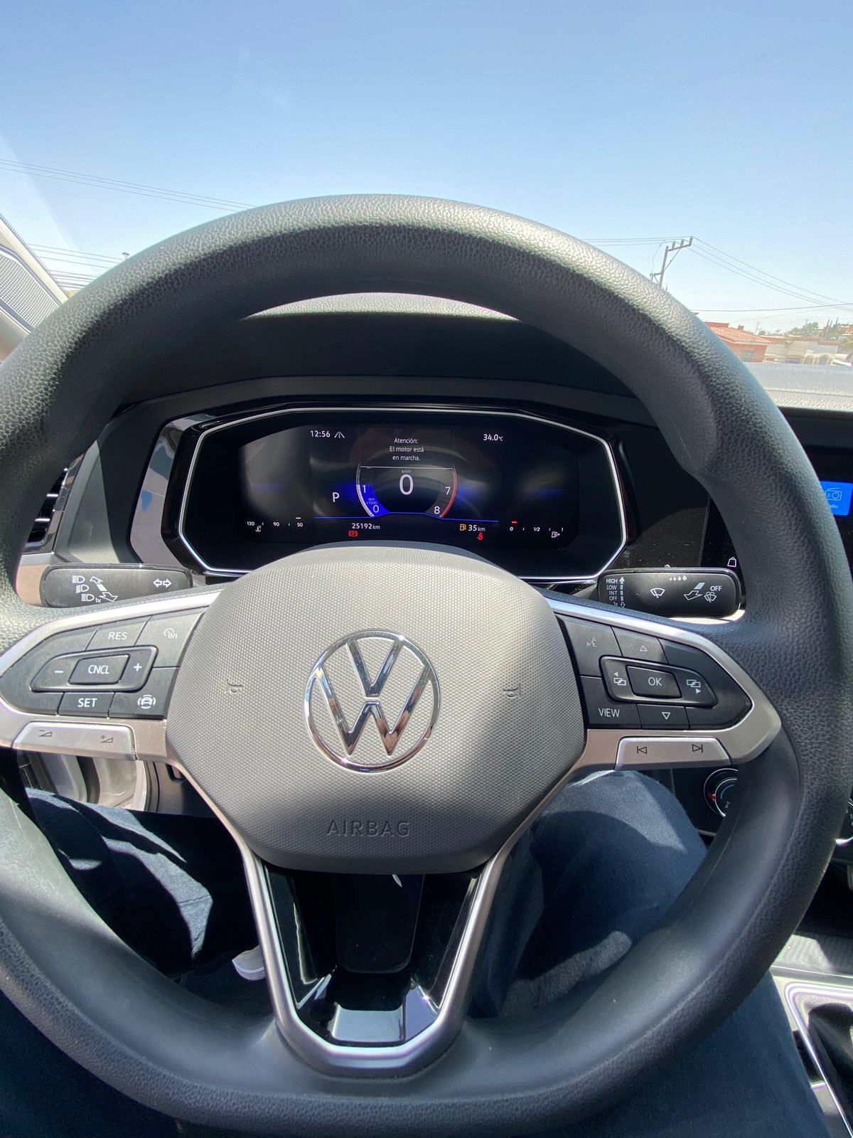 VOLKSWAGEN JETTA COMFORTLINE TIPTRONIC - Autos CR3