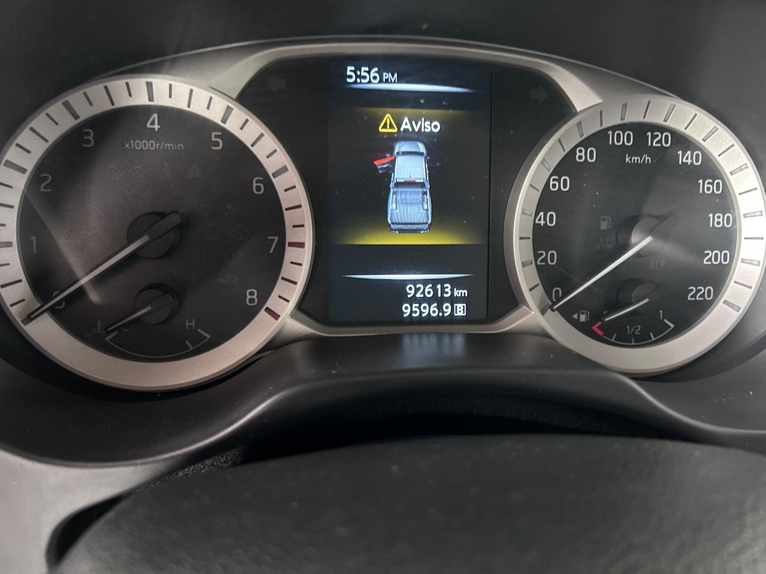 NISSAN FRONTIER - Autos CR3